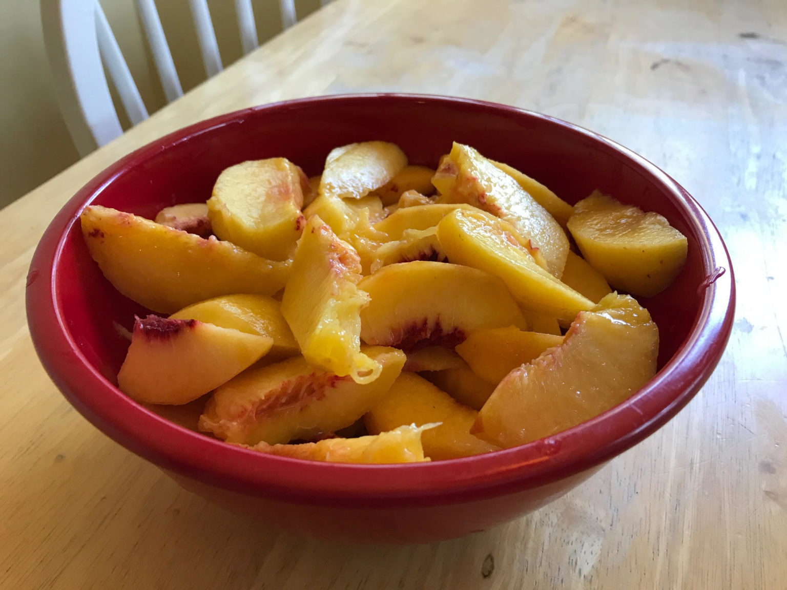 Amish peach upside-down cake - EASY and DELICIOUS - Amish365.com