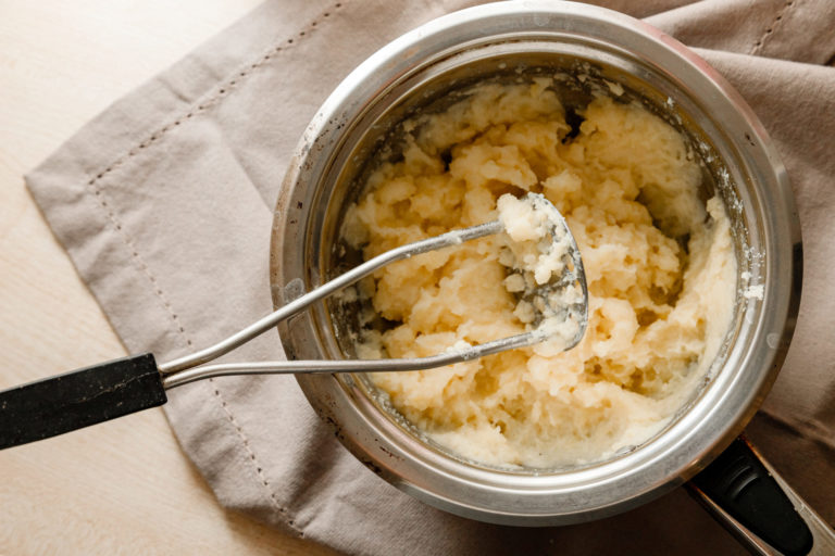 Classic Amish Potato-Bread Stuffing » Pennsylvania Dutch Recipe