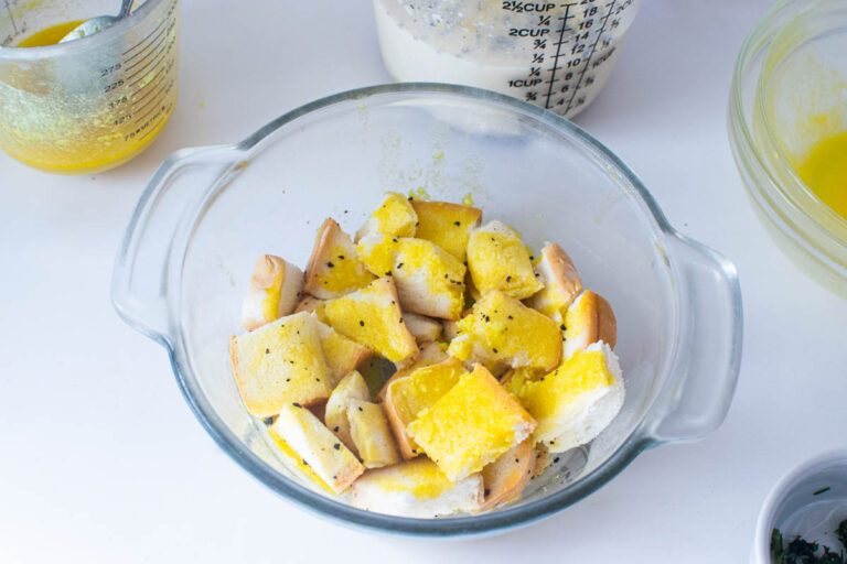 Easy Amish Bread Dressing » Amish365.com » Delicious!